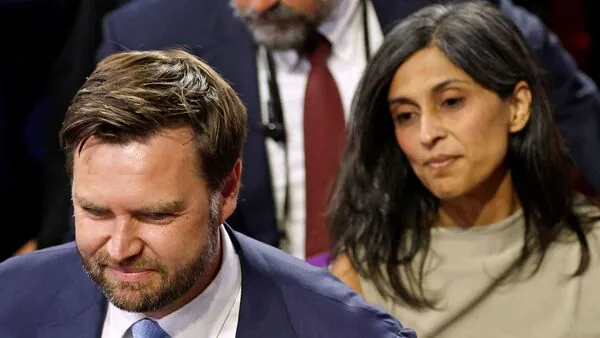 印度裔进步民主党人：JD万斯的妻子究竟是什么人？_腾讯新闻