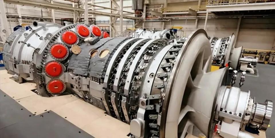 官宣！052D型Pro Max版正式亮相，中国海军下一代驱逐舰何时亮相？_腾讯新闻