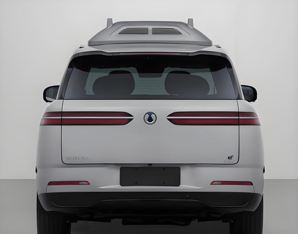 腾势N8L实车曝光！5米2车身+车载无人机，40万级混动SUV再添悍将_腾讯新闻