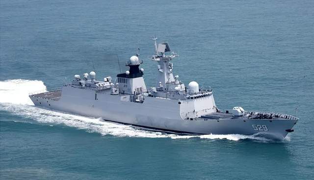 054A型入列40艘：舰上均搭载有VLS装置，全球规模最大垂发护卫舰_腾讯新闻