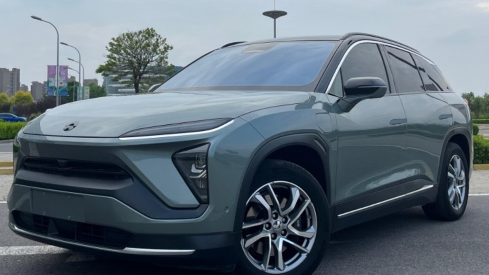 二手蔚来ES6：开三年便宜近30万，不怕电池没质保买它就行？_腾讯新闻