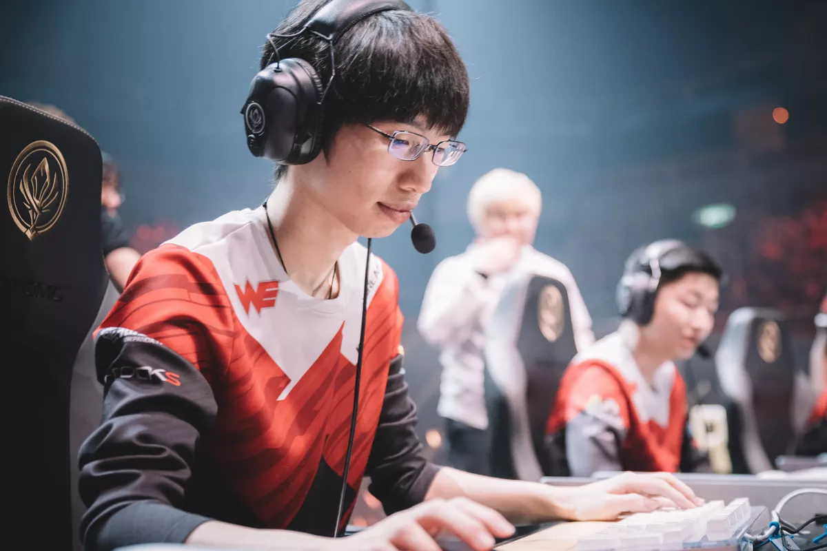 LOL：957爆料官方有大动作，评选LPL十大选手，粉丝无权参与