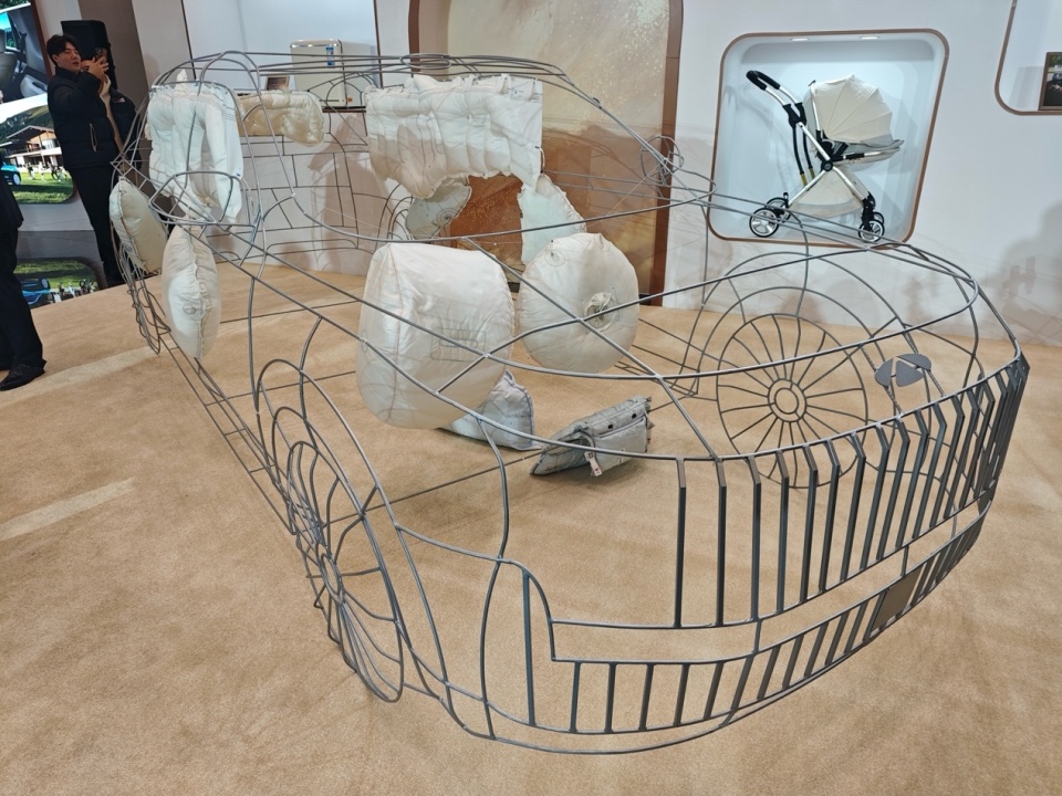 纯电续航220km/标配30吋大屏 风云T11限时17.99万元起_腾讯新闻