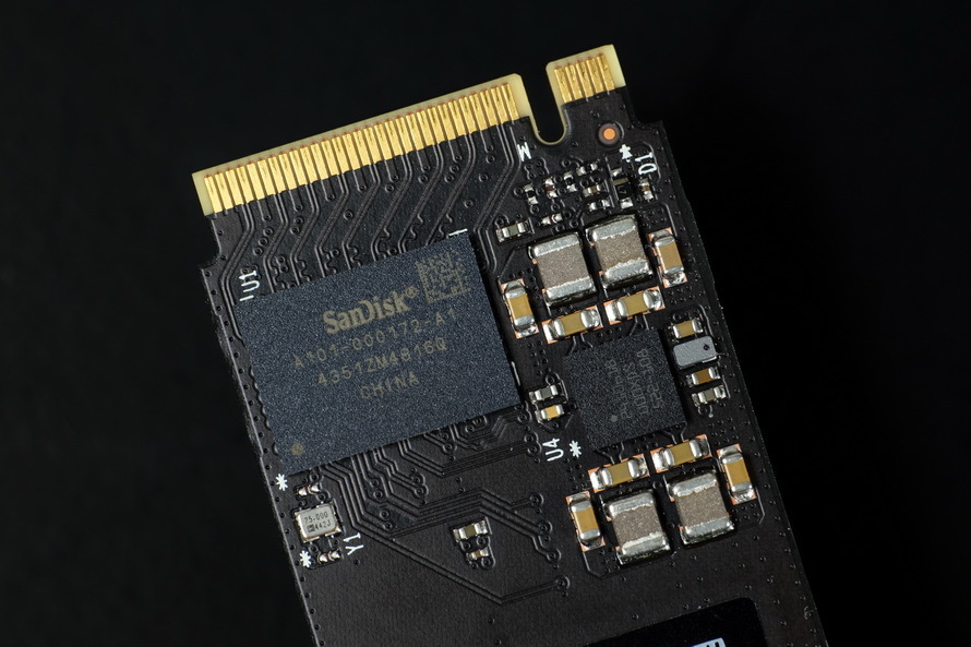 WD_BLACK SN7100评测：性能破7000MB/s的主流SSD_腾讯新闻