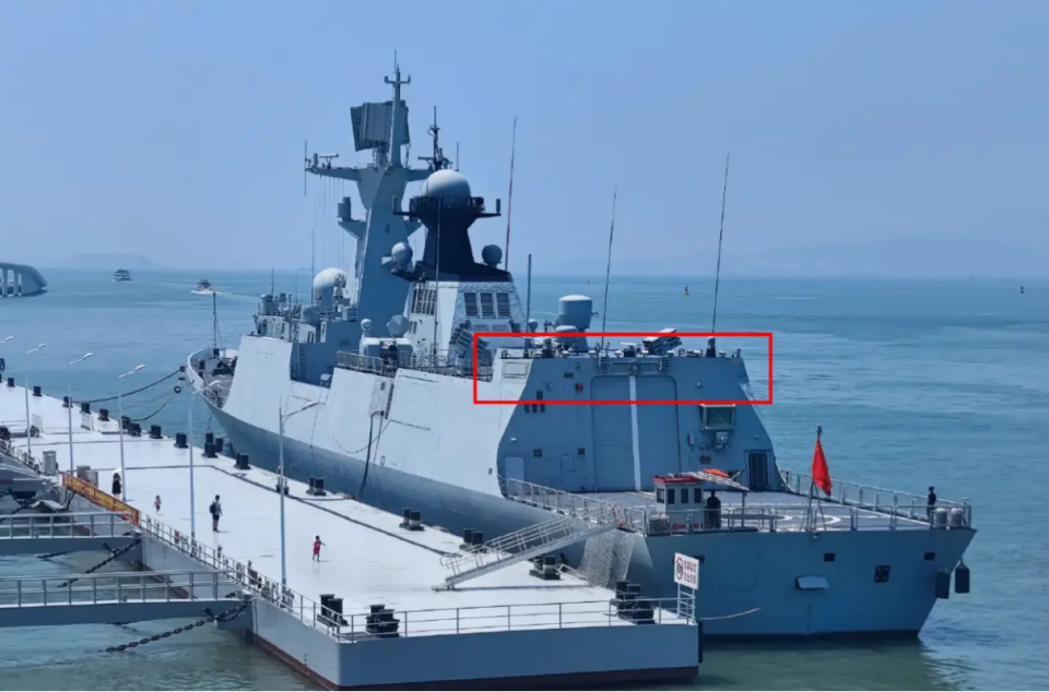 第六批054A型护卫舰：装备了100毫米舰炮，未换装368型相控阵雷达_腾讯新闻
