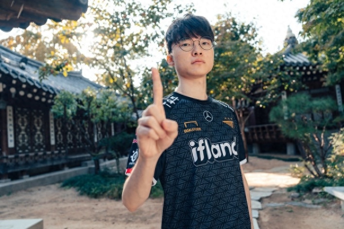 Faker：即便要面对JDG或GEN，我相信我们也有足够的实力击败他们_腾讯新闻