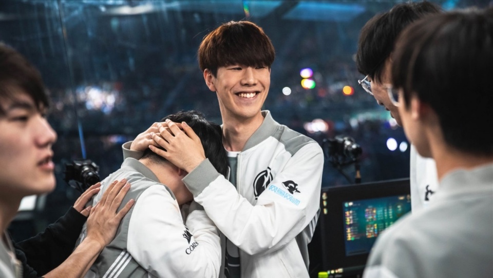 IG梦幻阵容成真？TheShy携手冠军打野，GALA刘青松，也可能加盟_腾讯新闻