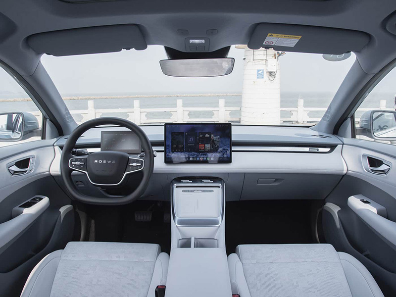 限时一口价7.98万元起 最长续航可达520km 荣威纯电D6正式上市_腾讯新闻