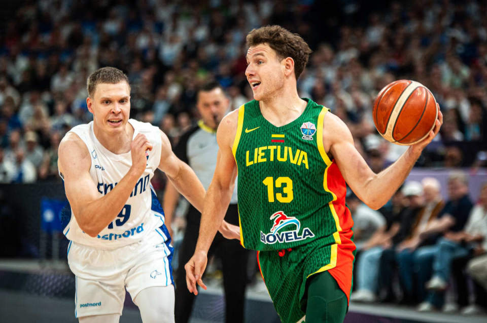 欧洲杯小组赛数据王：东契奇领跑得分榜+抢断榜 武切维奇篮板居首_腾讯新闻