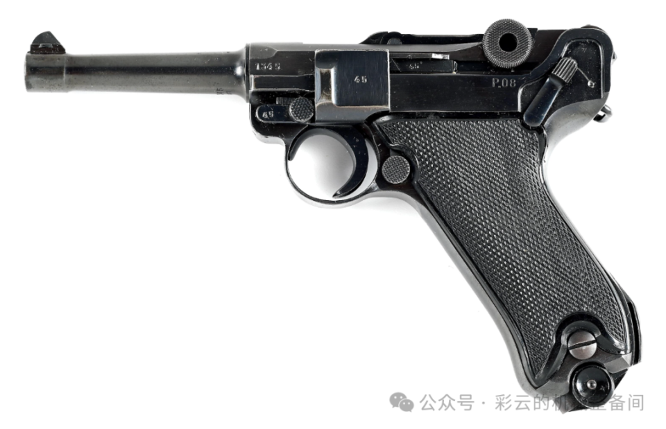 二战德军高级军官配发卢格P08，低级军官军士配发瓦尔特P38？没有这回事的哦_腾讯新闻