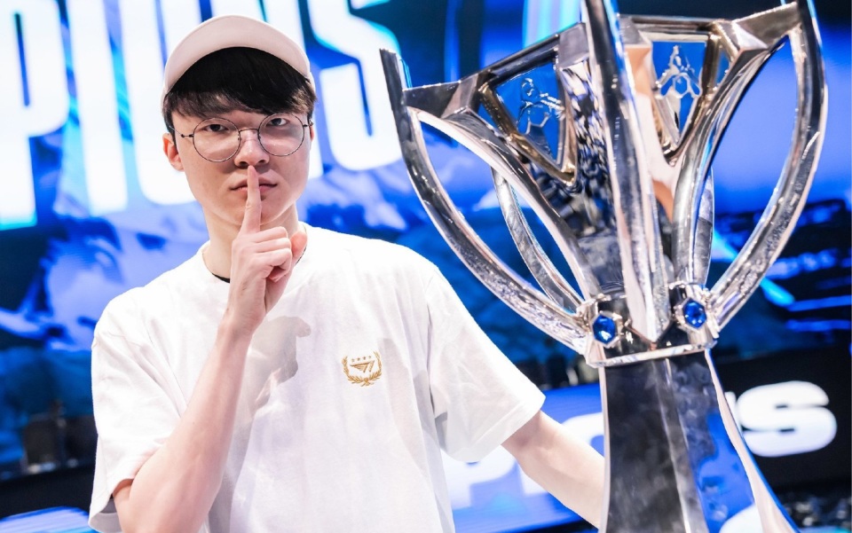 太狂！Bin放话要成为下一个传奇接班Faker，全华班夺冠是最大动力_腾讯新闻