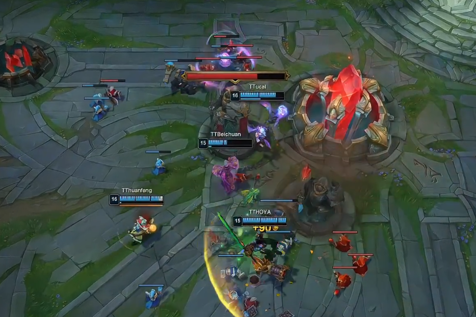 再见EDG！1-3不敌TT，无缘德杯决赛！新中单狂失误，焕烽杀疯了