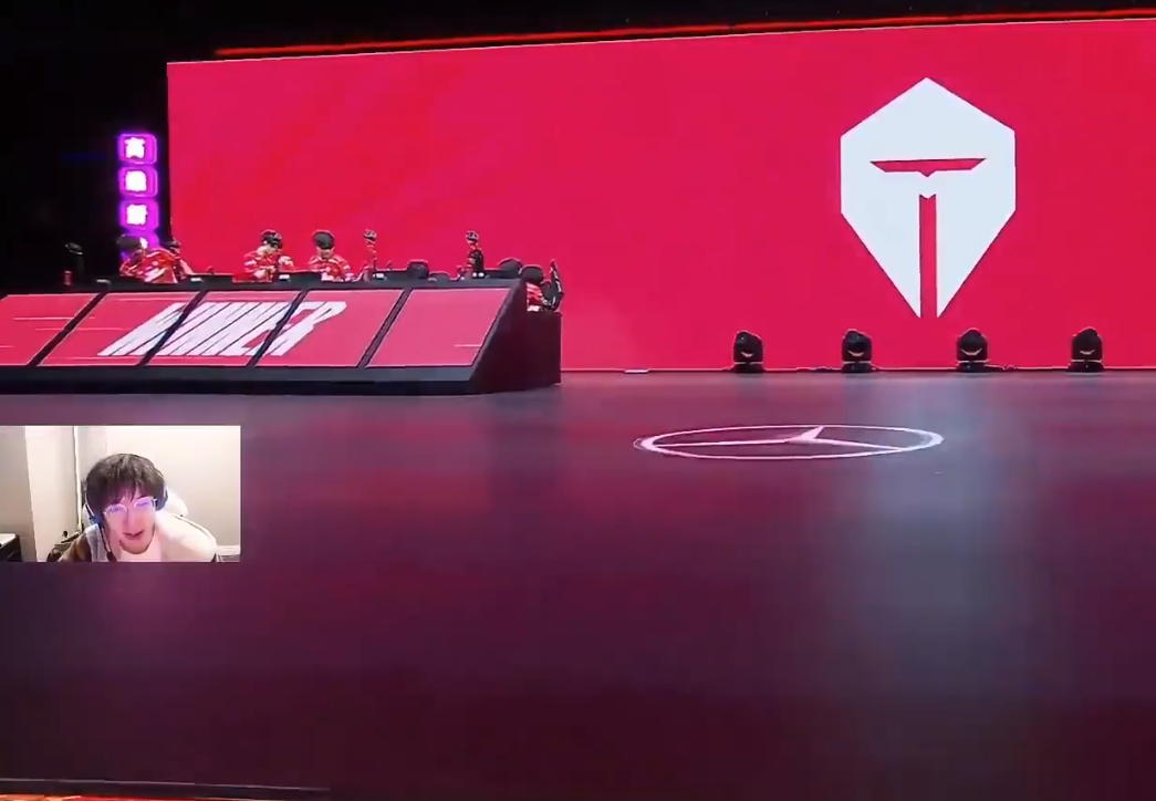 再见biubiu？WE淘汰后，微笑暗示将换上单！957直言：有人员变动