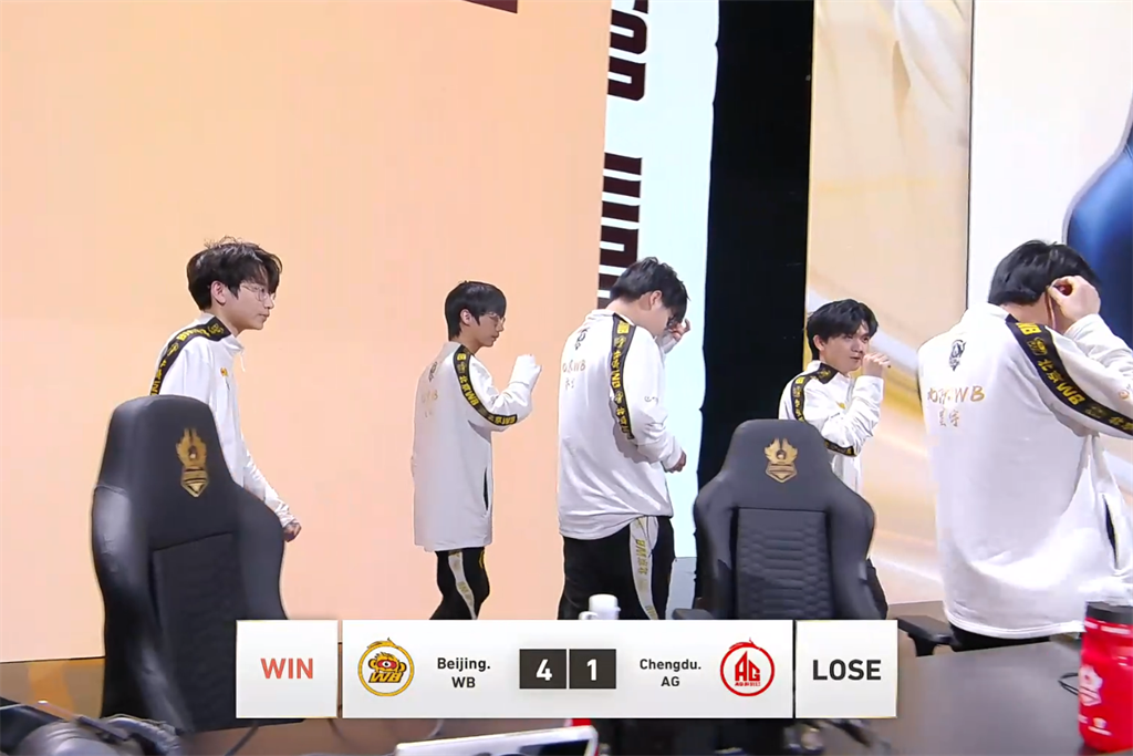 WB4比1轻松淘汰AG，创造世冠淘汰赛最大分差，跟GK会师半决赛