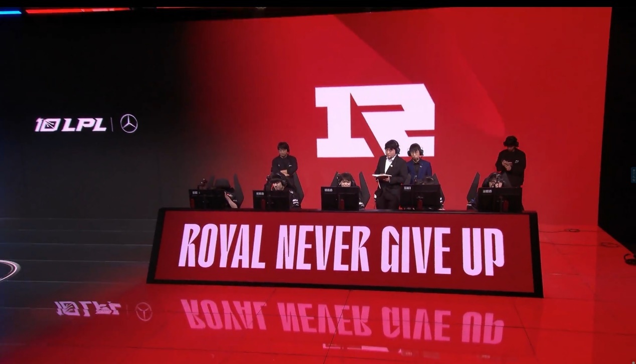 RNG想拆散OMG，需付出巨大代价，LPL知情人士透露：OMG有钱了