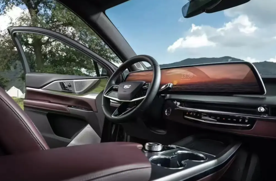 全新凯迪拉克XT5大改款，BBA不香了？_腾讯新闻