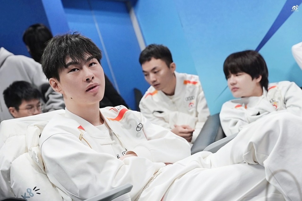 海外网友热议WBG淘汰IG：ZDZ打得像theshy！Cryin一坨屎_腾讯新闻