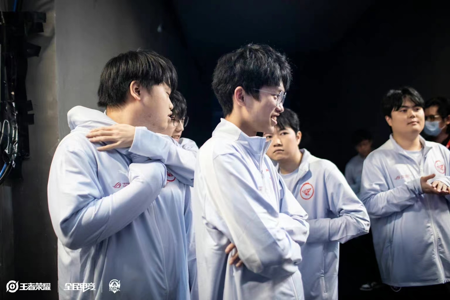 KPL春前5周数据：WB全面赶超，RW黑马势头不减，AG两败原因找到了