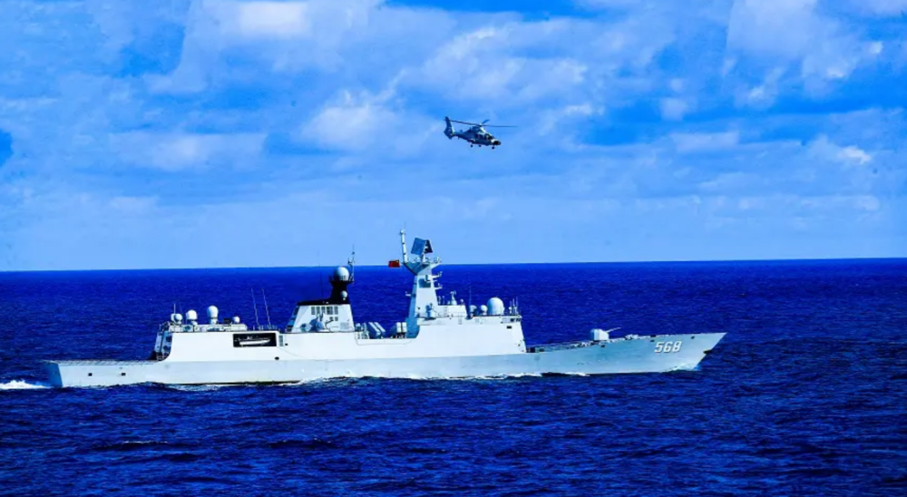 第六批次054A型海试，“馒头炮”取代76毫米炮，能容纳直-20F上舰_腾讯新闻