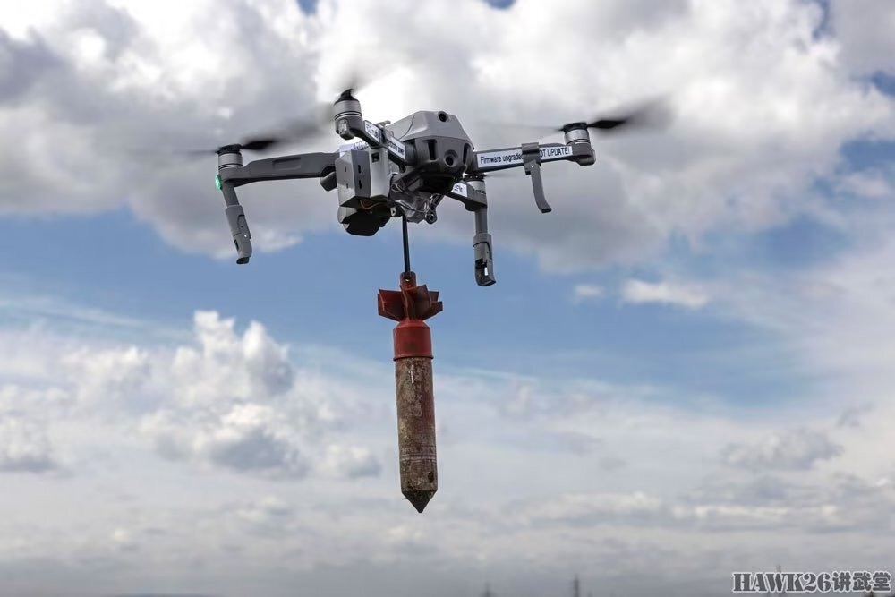 无人机之战：俄乌武装冲突450天 小型四轴飞行器成为“战场幽灵”_腾讯新闻