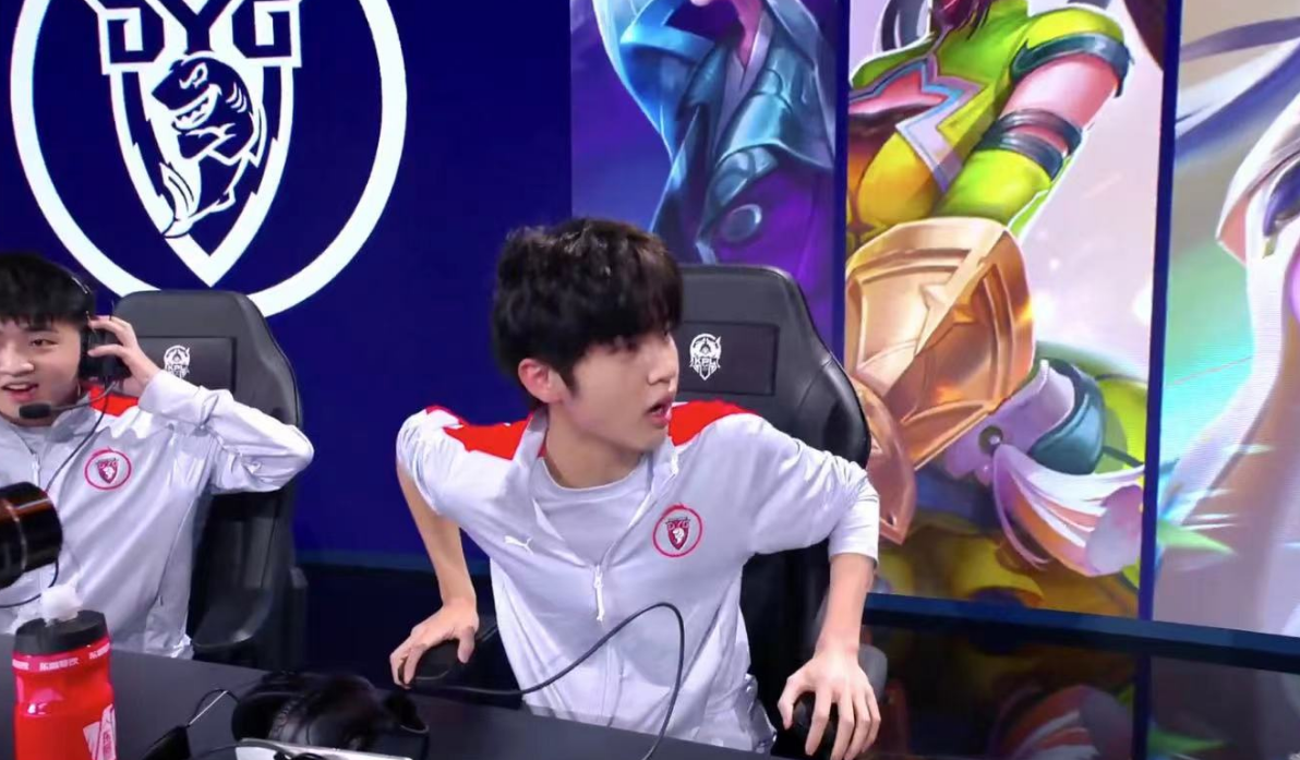 DYG3-0零封XYG，小义太C了，钎城渐入佳境，XYG恐怕要掉B组