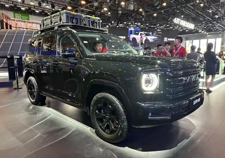 490牛米+前后差速锁！23万的哈弗H9柴油版，数据硬刚坦克Hi4-T_腾讯新闻