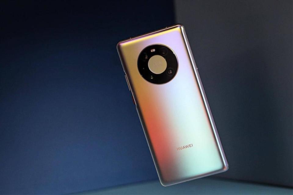 华为Mate40E Pro还能卖到4550元？麒麟9000L还能再战！_腾讯新闻