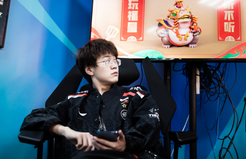 前瞻：GALA交手尺帝！雪上加霜？RNG大战JDG