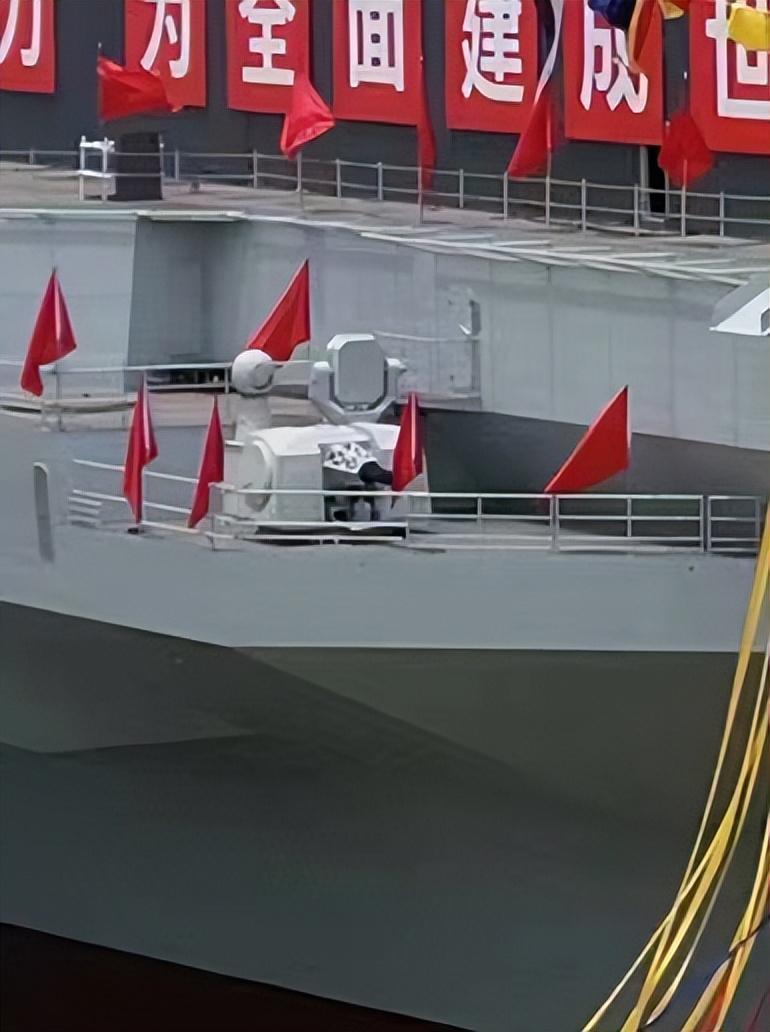 最新版052D驱逐舰曝光！配备有反隐身雷达和鹰击-21，战力值爆表_腾讯新闻