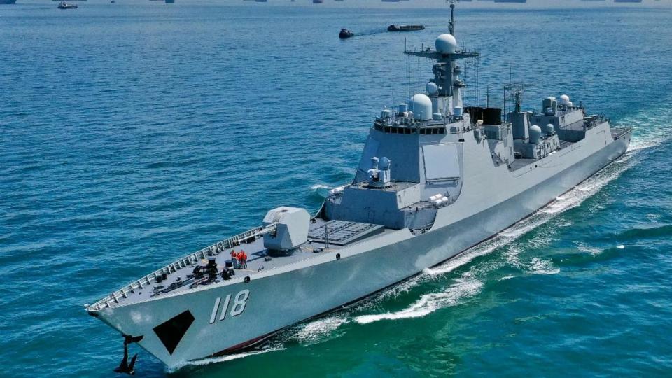 052D型驱逐舰：报告同志们！我已经下水38艘了！_腾讯新闻