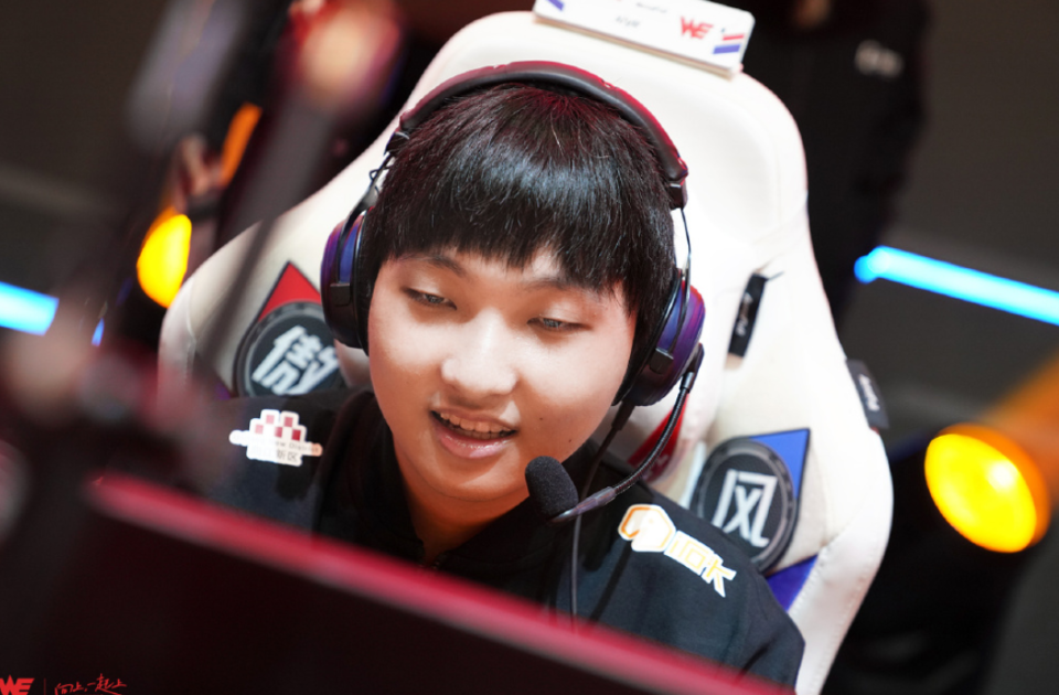 恭喜xiye！重返LPL！TES官宣：中单选手xiye正式加入_腾讯新闻