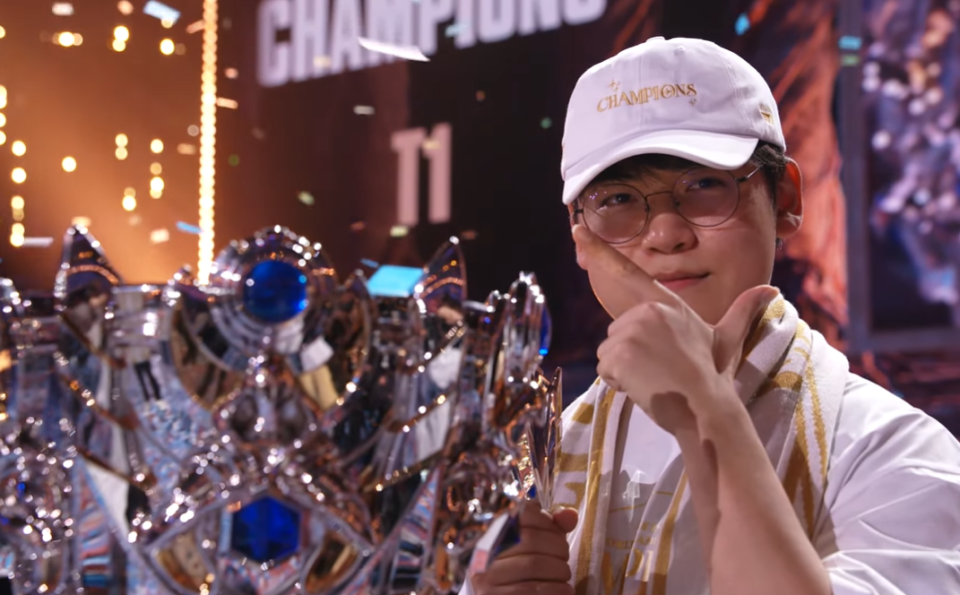 Faker加冕六冠王，Gumayusi斩获FMVP！_腾讯新闻