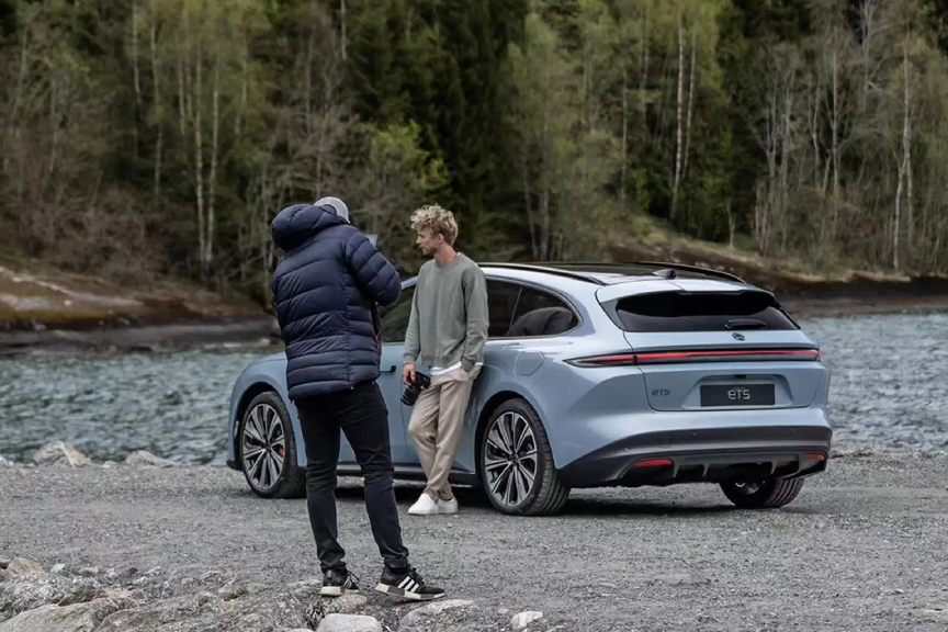 极氪007GT即将来袭，配备空悬，蔚来ET5T还香吗？_腾讯新闻