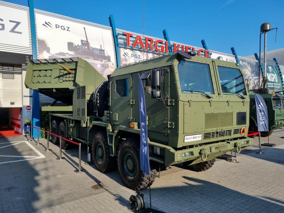 波兰接收4套Homar-K火箭发射模块 韩国K239“天舞”的定制版本_腾讯新闻