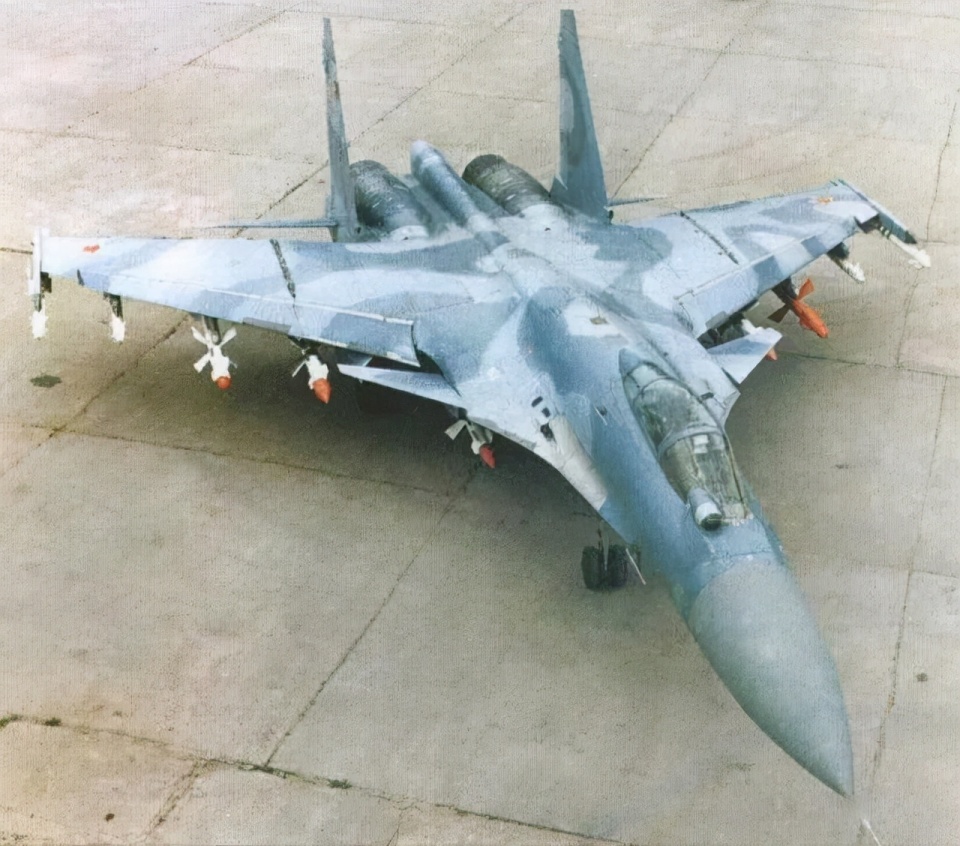 从A到Z，从滑跃到弹射起飞，歼15地位就算歼35也无法取代_腾讯新闻