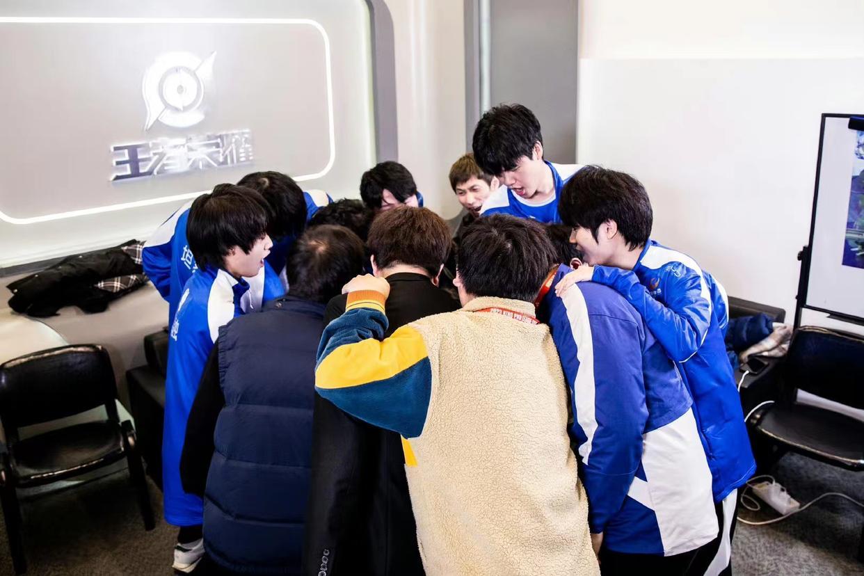 KPL业内人士爆料：SK缺席至少2赛季，eStar已无退路，自求多福！