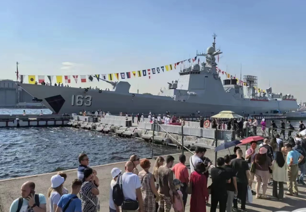 052DL/DM型，非军方而是网友说法，海军统称052D驱逐舰XX号舰_腾讯新闻