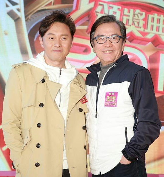 姜大卫首回应与狄龙断交40年，承认后者儿子更出色但只是现在