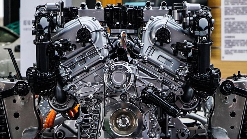 长城V6技术与BBA不同，卖33万的坦克330，买发动机送车？_腾讯新闻