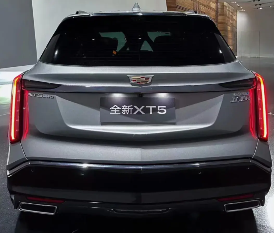 全新凯迪拉克XT5大改款，BBA不香了？_腾讯新闻