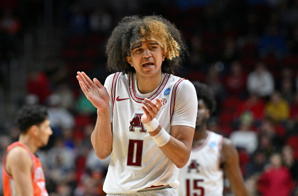 篮球人物志｜曾连续9次单挑击败保罗，布莱克因继父放弃橄榄球逐梦NBA_腾讯新闻