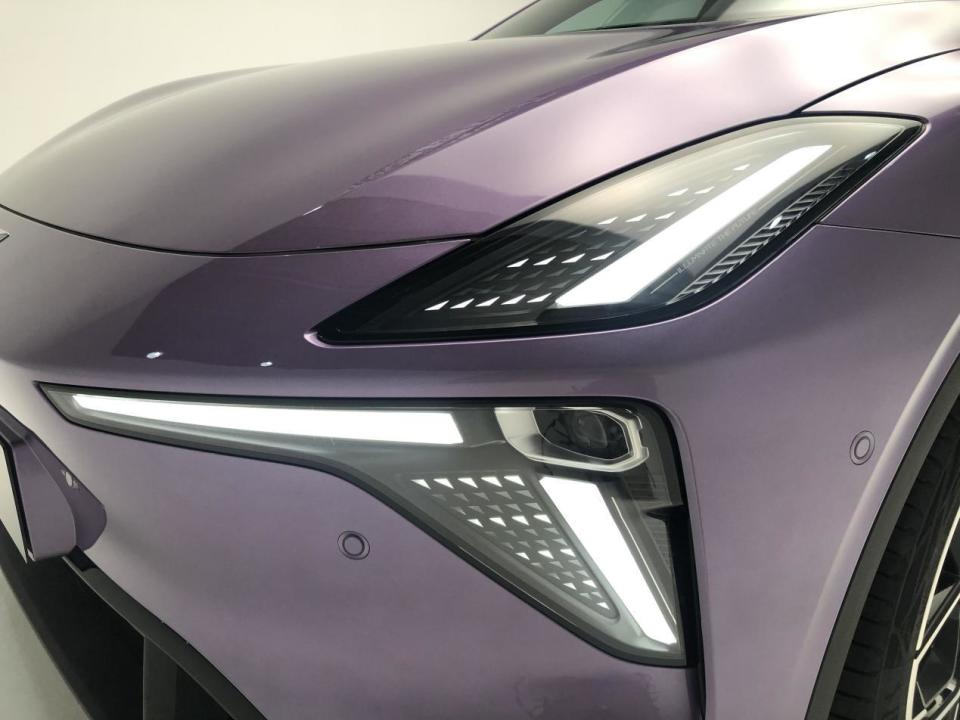 深蓝L06品鉴：以黑科技重塑纯电出行，定义年轻一代的Dream Car_腾讯新闻