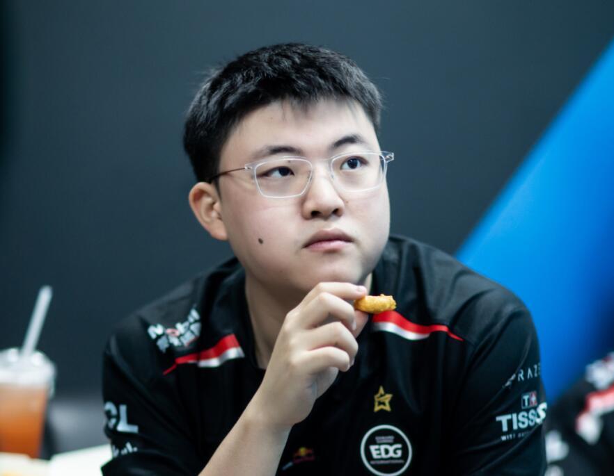 LOL官方公布操作TOP5，LPL两位选手上榜，JKL获得第一名_腾讯新闻