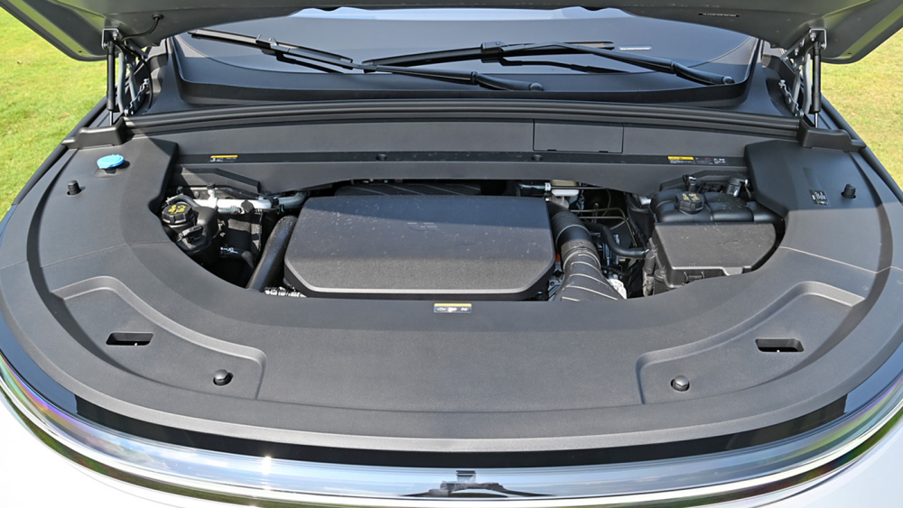 小鹏首款增程SUV曝光，车身比G9大，降6万平替问界M7？_腾讯新闻