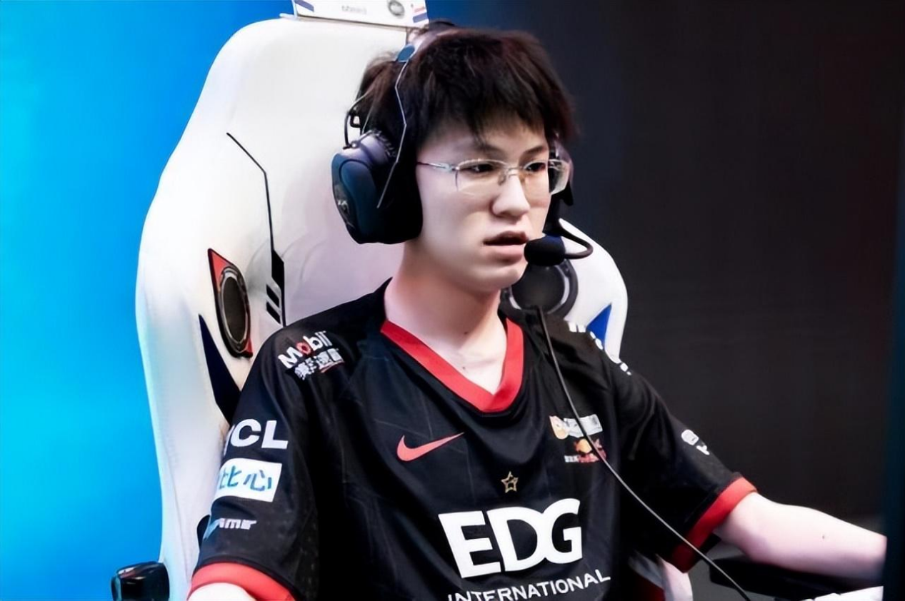 Meiko超越Uzi打破纪录，LPL年度颁奖五次荣膺最佳辅助！