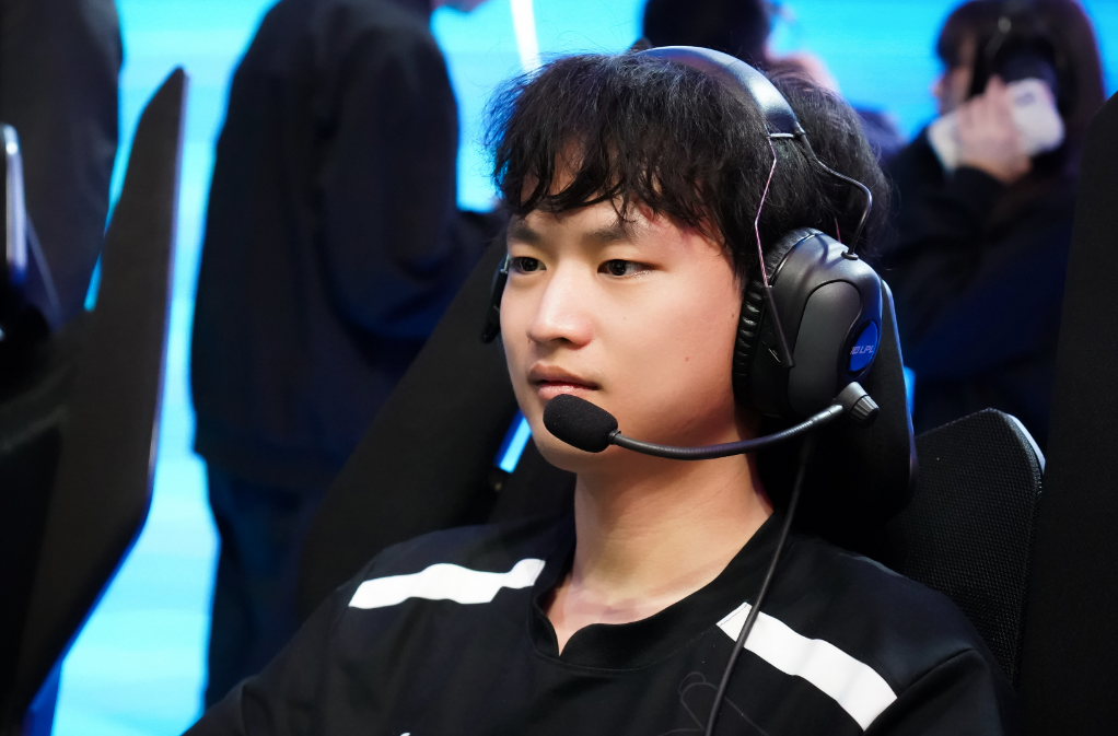 EDG对决TT，Ale改名表明决心，Huanfeng韩服新ID引发热议