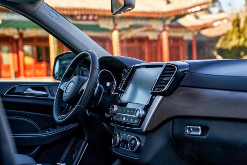 直降71万！不到30万的“奔驰GLS”，BJ90到底值不值得买？_腾讯新闻