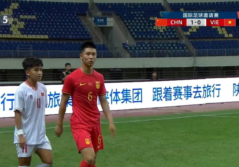 今晚！CCTV5+直播U19国足，毛伟杰等3名大连英博小将表现如何？_腾讯新闻