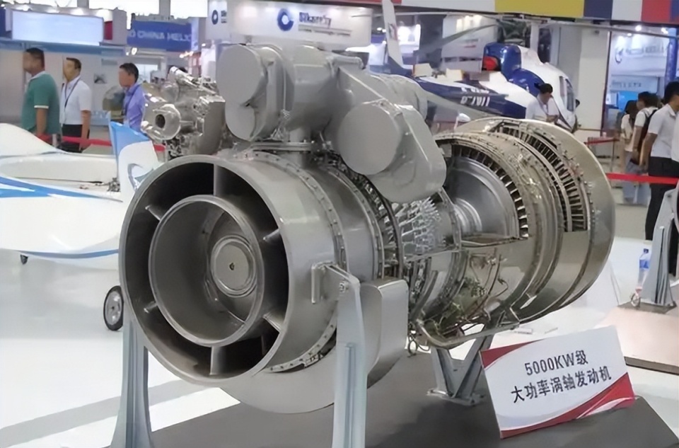 中国倾转旋翼机爆发:镧影R6000问世后,彩虹10首飞,专为军用设计_腾讯新闻