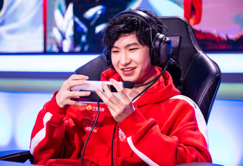 AG复仇XYG，eStar爆冷翻车！KPL训练赛火爆进行，小胖数据华丽